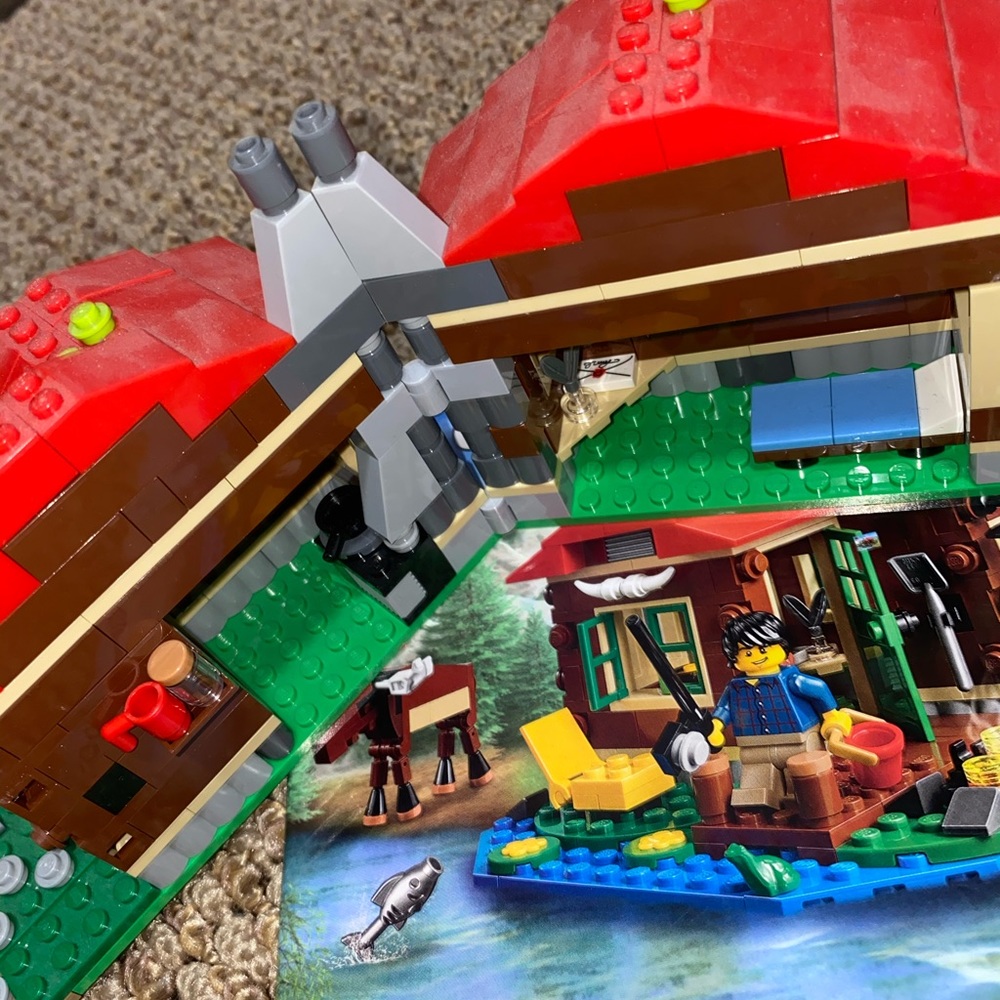 Lego Creator 3-In-1 Log Cabin Set - Gem